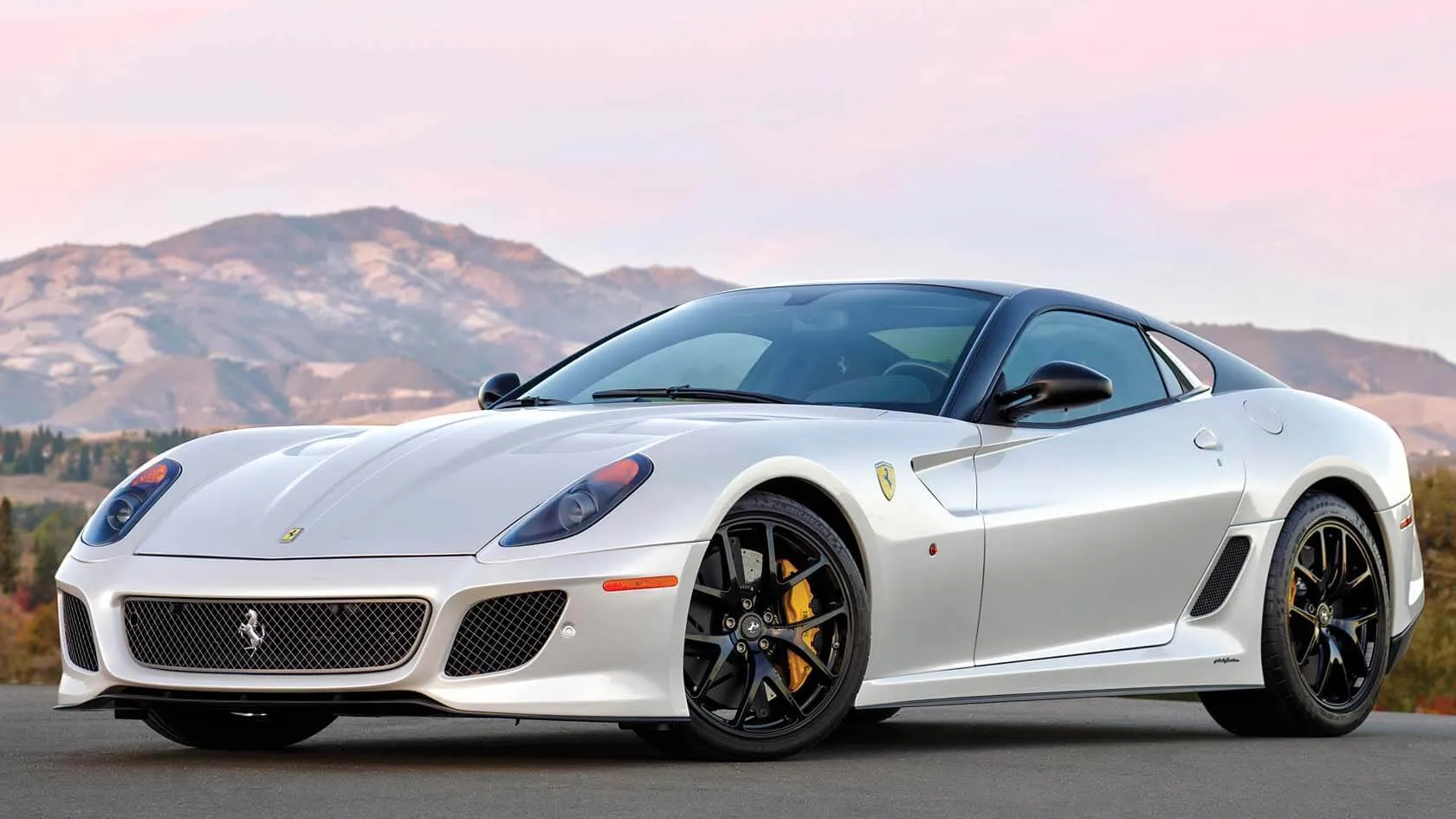 The Ultimate Ferrari 599 Review - An Italian V12 Dream