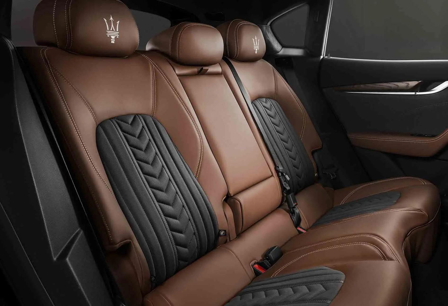 Maserati SUV Interior - A Superior Feeling
