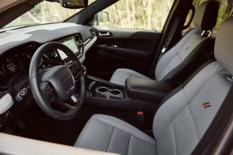 Dodge Durango Interior Review - Sharp and Sporty