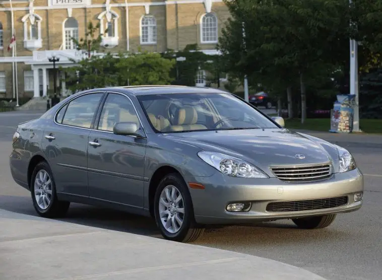2002 Lexus ES300 Review - The Outstanding Luxury Lexus You'll Love