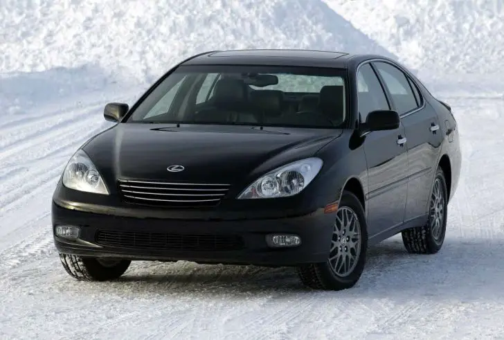 2003 Lexus ES300 Review - Lavish Luxury