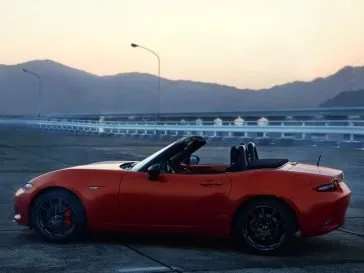 Miata Weight - The Magic of Lightness (Weight By Year)