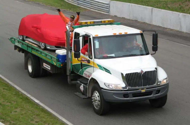 How Much Does it Cost to Tow a Car? (Options Explained)